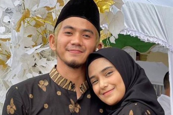 Bak Petir di Siang Bolong! Nadya Mustika Dikabarkan Sudah Pisah Ranjang ... Bak Petir di Siang Bolong! Nadya Mustika Dikabarkan Sudah Pisah Ranjang ...
