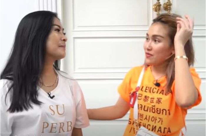 Gerebek Rumah Iis Dahlia, Ayu Ting Ting Malah Dibuat Syok Lihat Kondisi ... Gerebek Rumah Iis Dahlia, Ayu Ting Ting Malah Dibuat Syok Lihat Kondisi ...