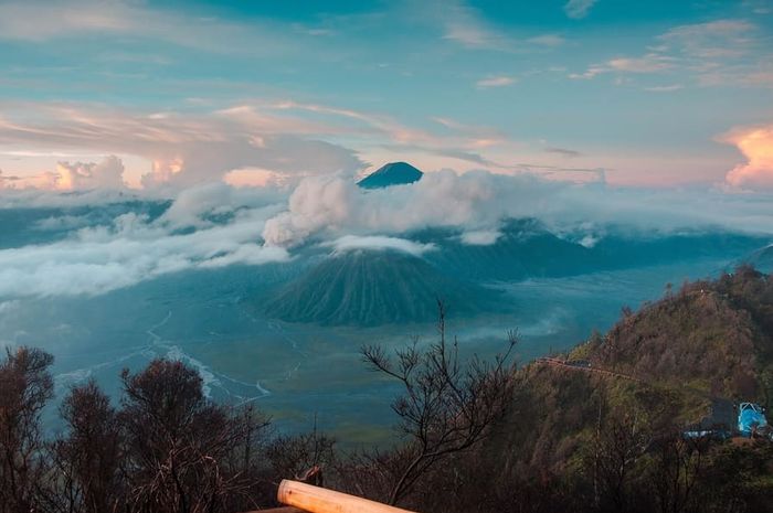 4 Karakteristik Bentang Alam yang Ada di Indonesia dan Penjelasannya - Kids