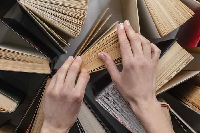 Baik untuk Kesehatan Mental, Apa Itu Biblioterapi? #AkuBacaAkuTahu - Kids