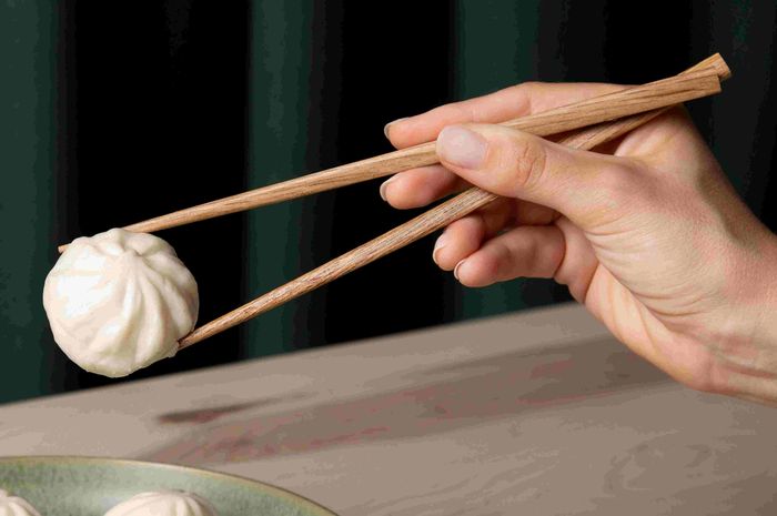 Banyak yang Tidak Tahu, Ternyata Ini Etika Menggunakan Sumpit - Bobo