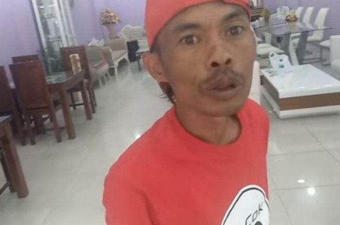 Namanya Sempat Melejit Berkat Video Odading Mang Oleh, Nasib Ade Londok ...