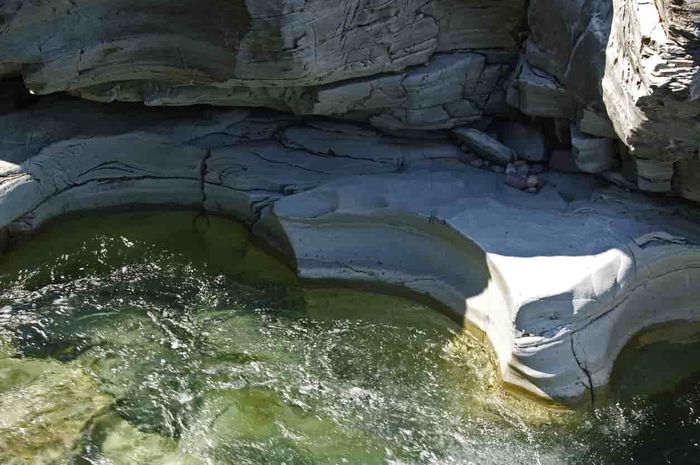 Mengenal Palung Laut: Ciri-Ciri dan 7 Palung Terdalam di Dunia - Kids