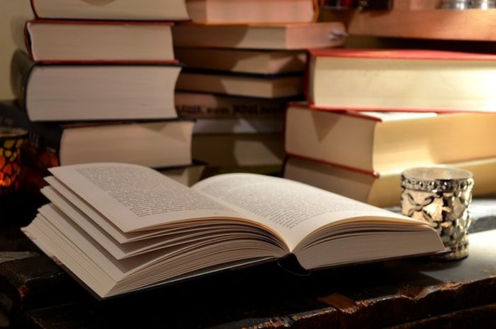 Perbedaan Latar Tempat, Waktu, dan Suasana, Materi Kelas 4 SD Tema 5 - Kids