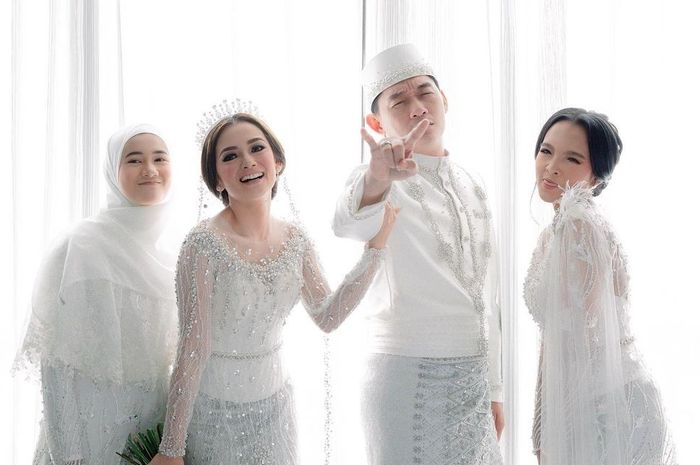 'Berasa Nganter 3 Anak Gadis,' Ifan Seventeen Girang Antar Anak dan ... 'Berasa Nganter 3 Anak Gadis,' Ifan Seventeen Girang Antar Anak dan ...