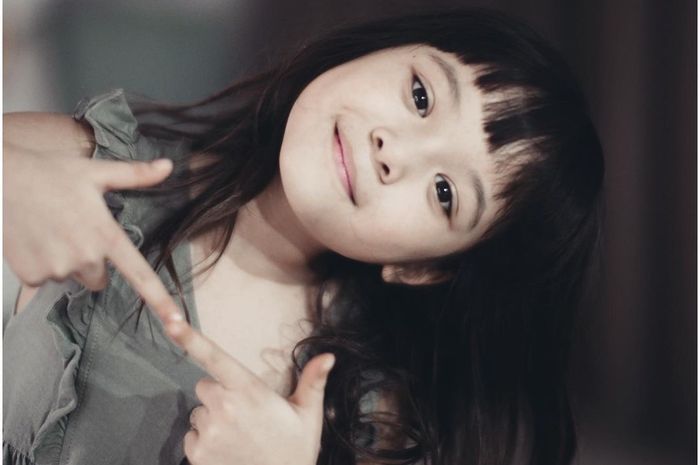 Pose Anak Gisel di Foto Gading Marten Bikin Istri Ridho Slank Gemas ...