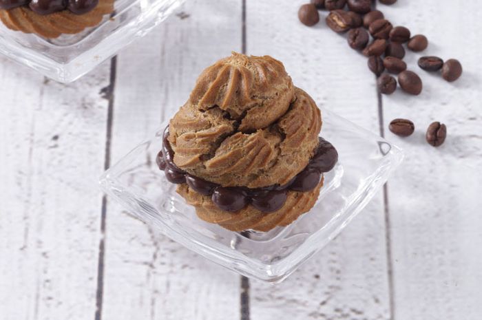 Resep Sus Kopi Cokelat Enak Ini Selalu Jadi Camilan Unggulan Di Hari ...