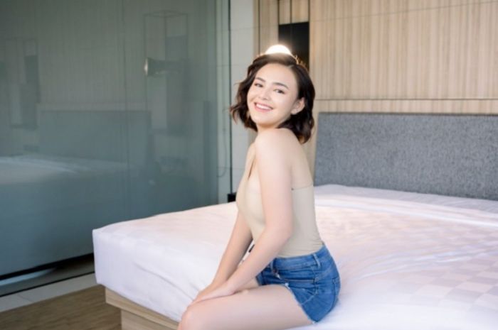 Amanda Manopo Jual Baju yang Pernah Dipakai untuk Syuting Sinetron ... Amanda Manopo Jual Baju yang Pernah Dipakai untuk Syuting Sinetron ...