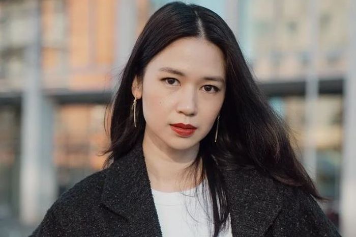 Didapuk Menjadi Ikon Indonesia Bertutur 2022, Intip Penampilan Laura ...