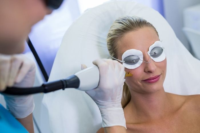 Manfaat Laser Black Doll untuk Mencerahkan Kulit, Simak Kata Dokter - Stylo