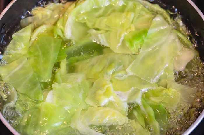 Bisa Putus Minum Obat Darah Tinggi! Modalnya Cuma Kunyah Kol Rebus Tiap ...