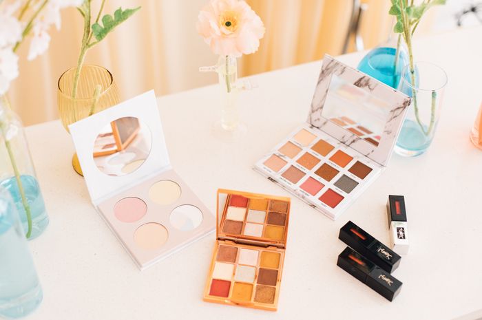 4 Rekomendasi Eyeshadow Palette Lokal Cocok Untuk Pemula Dan Anti Ribet Stylo
