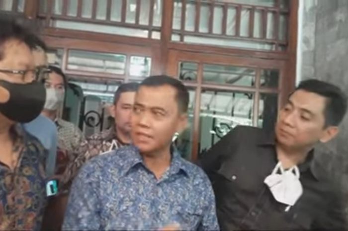 Masih Berpolemik, Hak Asuh Gala Sky Masih Jadi Rebutan Faisal dan Doddy ... Masih Berpolemik, Hak Asuh Gala Sky Masih Jadi Rebutan Faisal dan Doddy ...