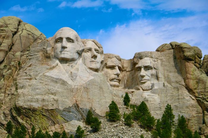 Dibuat Selama 14 Tahun, Inilah Keunikan Gunung Rushmore dengan Pahatan ...