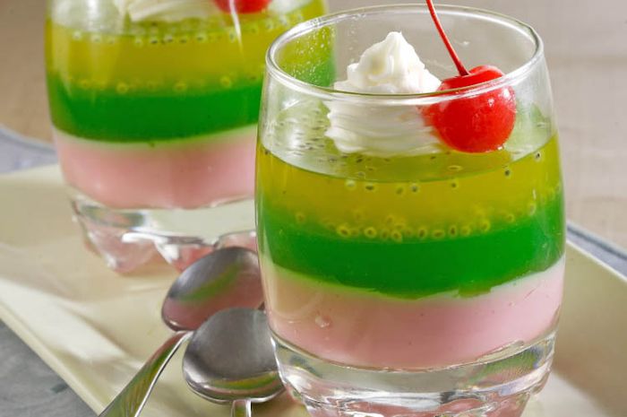 Resep Puding Buah Segar, Dessert Untuk Makan Dengan Tampilan yang ...