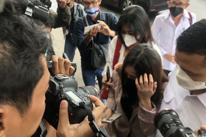 'Deddy Corbuzier Intel Berkedok Entertainer?' Mantan Thariq Tiba-tiba ... 'Deddy Corbuzier Intel Berkedok Entertainer?' Mantan Thariq Tiba-tiba ...