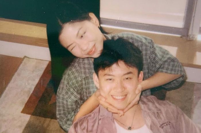 Asik Banget, Ini 5 Momen Rich Brian dan Vanntey Heng Saat Pacaran ...