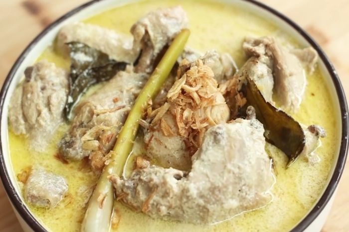 Tanpa Santan, Cobain Resep Opor Ayam Susu ala Chef Devina Hermawan untuk Hari Raya Idul Fitri ...