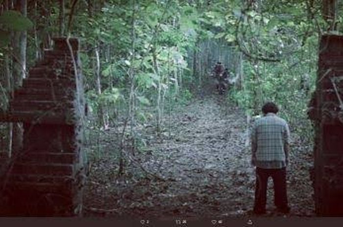 Lewati Hutan Karet Angker, Ini Lokasi Asli "KKN di Desa Penari" yang ...