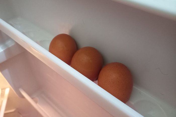 5 Cara Membedakan Telur Segar dan Telur Busuk yang Disimpan Lama dalam ...