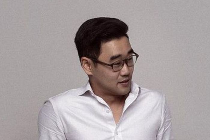 Cerita Singkat Jesse Choi Jadi Pacar dan Suami Maudy Ayunda - Hai