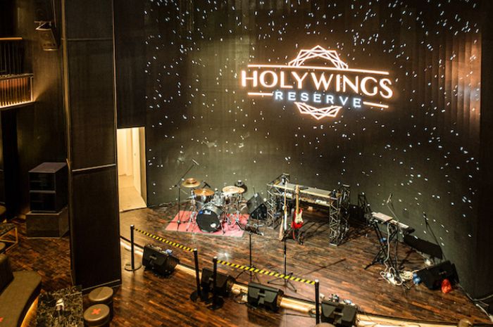 Buntut Promosi Berbau SARA, Izin Usaha Holywings Dicabut, Manajemen ...