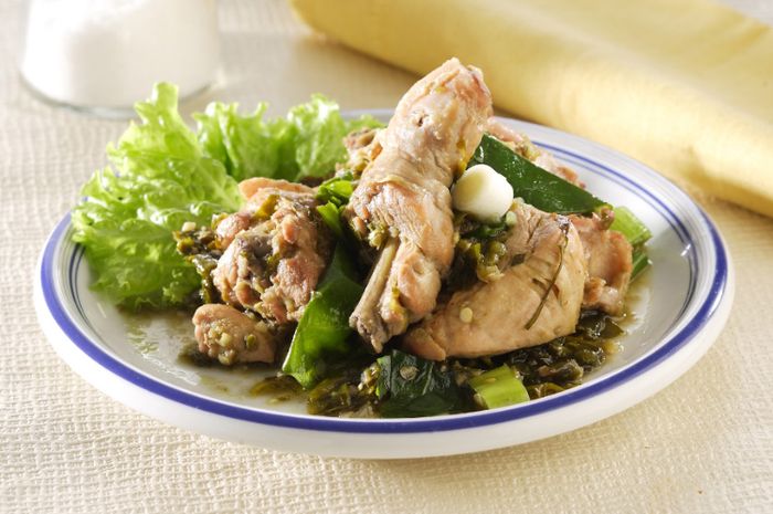 Resep Ayam Masak Daun Melinjo, Menu Harian Sedap yang Mudah Dibuat ...