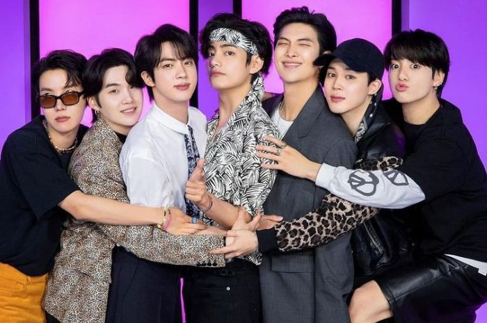 BTS Baru Akan Berangkat Wajib Militer Akhir Bulan Ini, HYBE Sudah ...