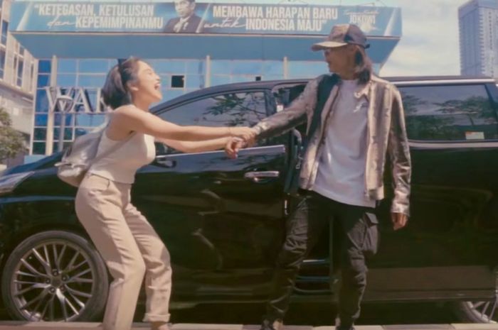 Terungkap Mobil Bonge Ternyata untuk Properti Syuting Video Klip Bareng Jeje - Hai