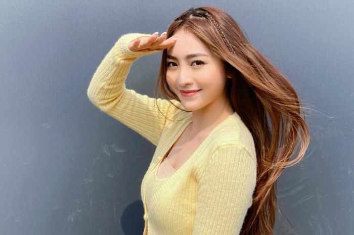 Tampil Serba Pink Bak Boneka Barbie, Intip Potret Natasha Wilona yang Sukses Bikin Gemes Netizen!