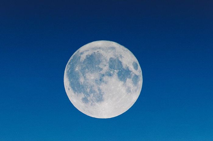 Bulan sebagai Satelit Bumi: Karakteristik dan Fakta Menariknya - Bobo