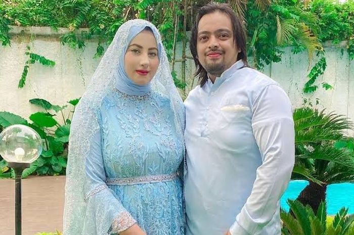 Tasyi Athasyia Dijodohkan Sejak Umur 2 Tahun, Ini Dia Sosok Syech Zaki ...