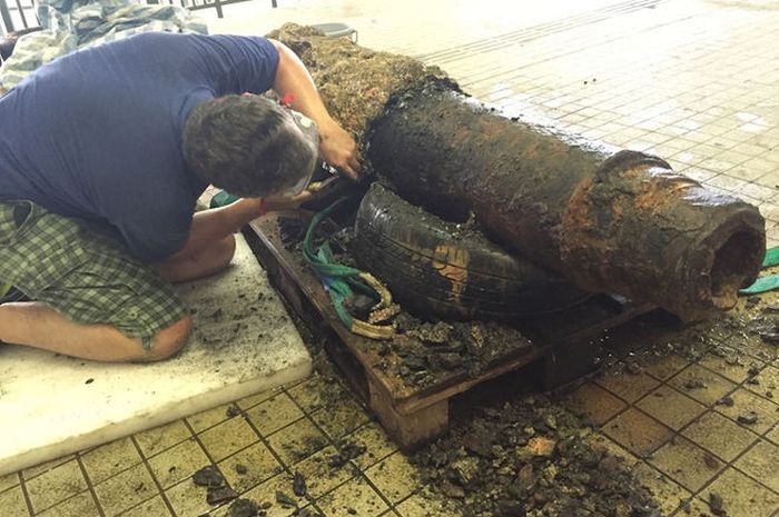 Berusia 1.000 Tahun, Meriam Kuno Ini Ditemukan di Perairan Sekitar Hong ...