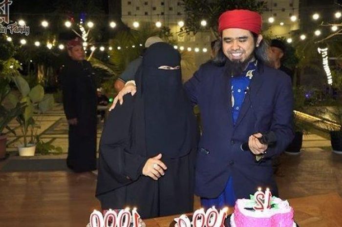 Biografi dan Masa Lalu Gus Samsudin Jadab Sebelum Biografi dan Masa Lalu Gus Samsudin Jadab Sebelum