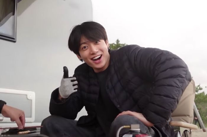 Intip Keseruan Jalan-jalan Bareng Jungkook BTS di Camping Vlog ... Intip Keseruan Jalan-jalan Bareng Jungkook BTS di Camping Vlog ...