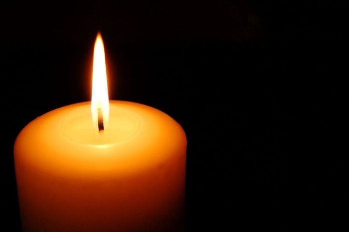 Bagaimana Bisa Api Tidak Memiliki Bayangan? - Adjar