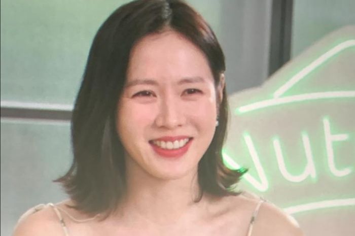 Pertama Kali Muncul Setelah Dikabarkan Hamil Anak Pertama, Son Ye Jin ... Pertama Kali Muncul Setelah Dikabarkan Hamil Anak Pertama, Son Ye Jin ...