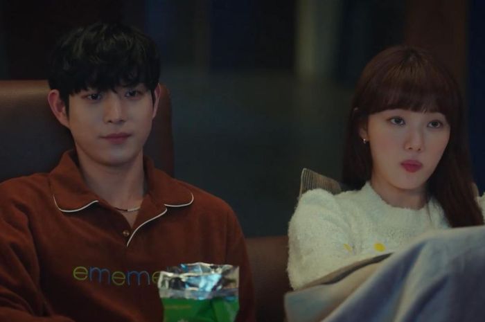 Sinopsis Drakor Shooting Stars yang Mempertemukan Lee Sung Kyung dan Kim Young Dae, Cek Jadwal ...