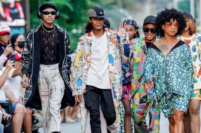 Ramai Citayam Fashion Week, Intip Tren Street Fashion di Negara Lain ... Ramai Citayam Fashion Week, Intip Tren Street Fashion di Negara Lain ...