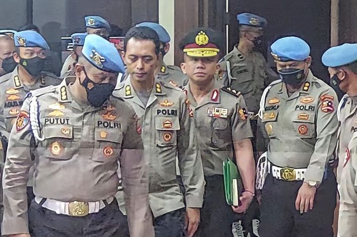 Akhirnya Terbongkar Semua, Inilah 5 Jenderal Polisi Yang Sepakat ... Akhirnya Terbongkar Semua, Inilah 5 Jenderal Polisi Yang Sepakat ...