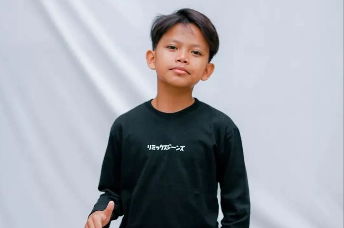 Sebelum Sukses Nyanyi di Istana Negara, Segini Pendapatan Ngamen Farel ...