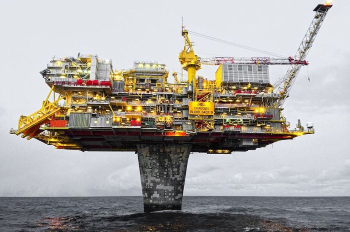 Cari Jawaban Kelas 4 SD Tema 2, Bagaimana Terbentuknya Minyak Bumi? - Bobo