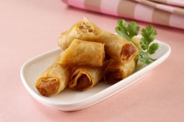 Resep Lumpia Tuna Mayo Pedas, Camilan Renyah yang Tak Pernah Bosan ...