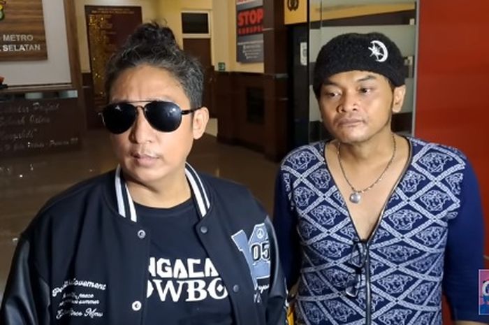 Mendadak Atta Halilintar dan Gus Miftah Dilaporkan Atas Dugaan Fitnah ... Mendadak Atta Halilintar dan Gus Miftah Dilaporkan Atas Dugaan Fitnah ...