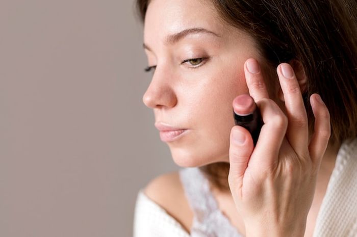 Apa Itu Apple Cheeks? Begini Tips Make Up Mudah untuk Membuatnya - Nova