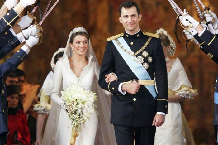 Dari Seorang Jurnalis Sukses Jadi Ratu Modern, Inilah Kisah Ratu ...