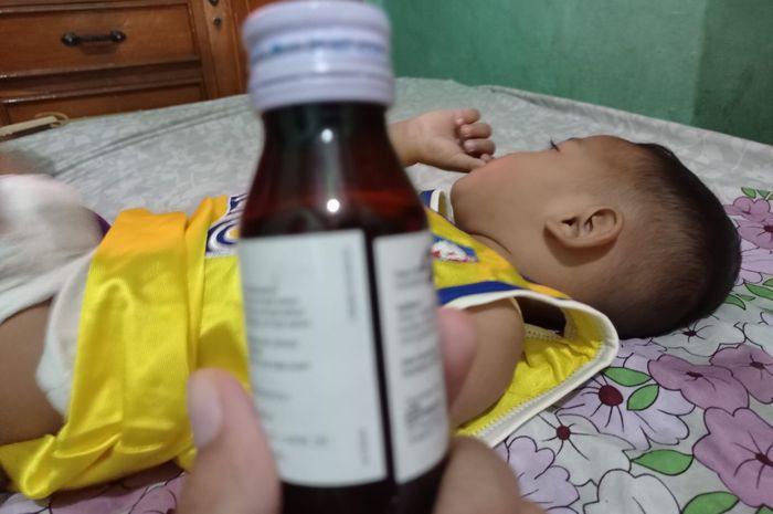 Begini Cara Memberikan Obat Pada Bayi agar Tidak Alami Trauma - Nakita
