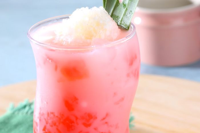 Resep Es Merah Delima, Minuman Dingin Untuk Teman Bersantai Di Sore ...