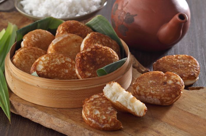 Resep Kue Apem Balik, Camilan Dari Kue Tradisional Bertekstur Lembut ...