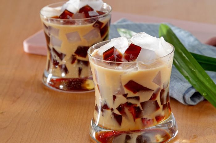 Resep Es Jeli Karamel Teh Susu, Minuman Segar yang Simple Ini Pasti ...